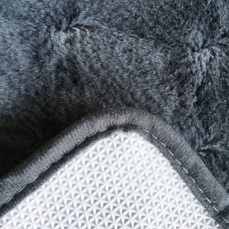 6 different styles of backing for bathroom rugs – Warming and ...